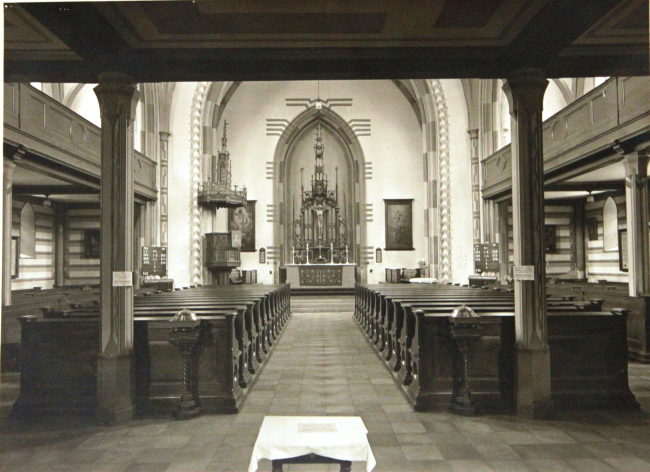 die Petruskirche | Evangelisch-Lutherische Pfarrei Neu-Ulm