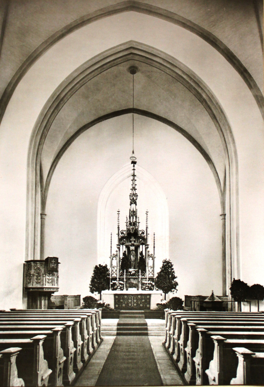 die Petruskirche | Evangelisch-Lutherische Pfarrei Neu-Ulm